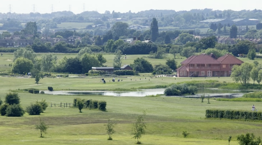 Dunton Hills Golf Course | Essex | Reviews, Scorecards, Green Fees ...