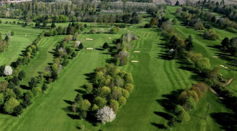 Hadden Hill Golf Club | Oxfordshire | Reviews, Scorecards, Green Fees ...